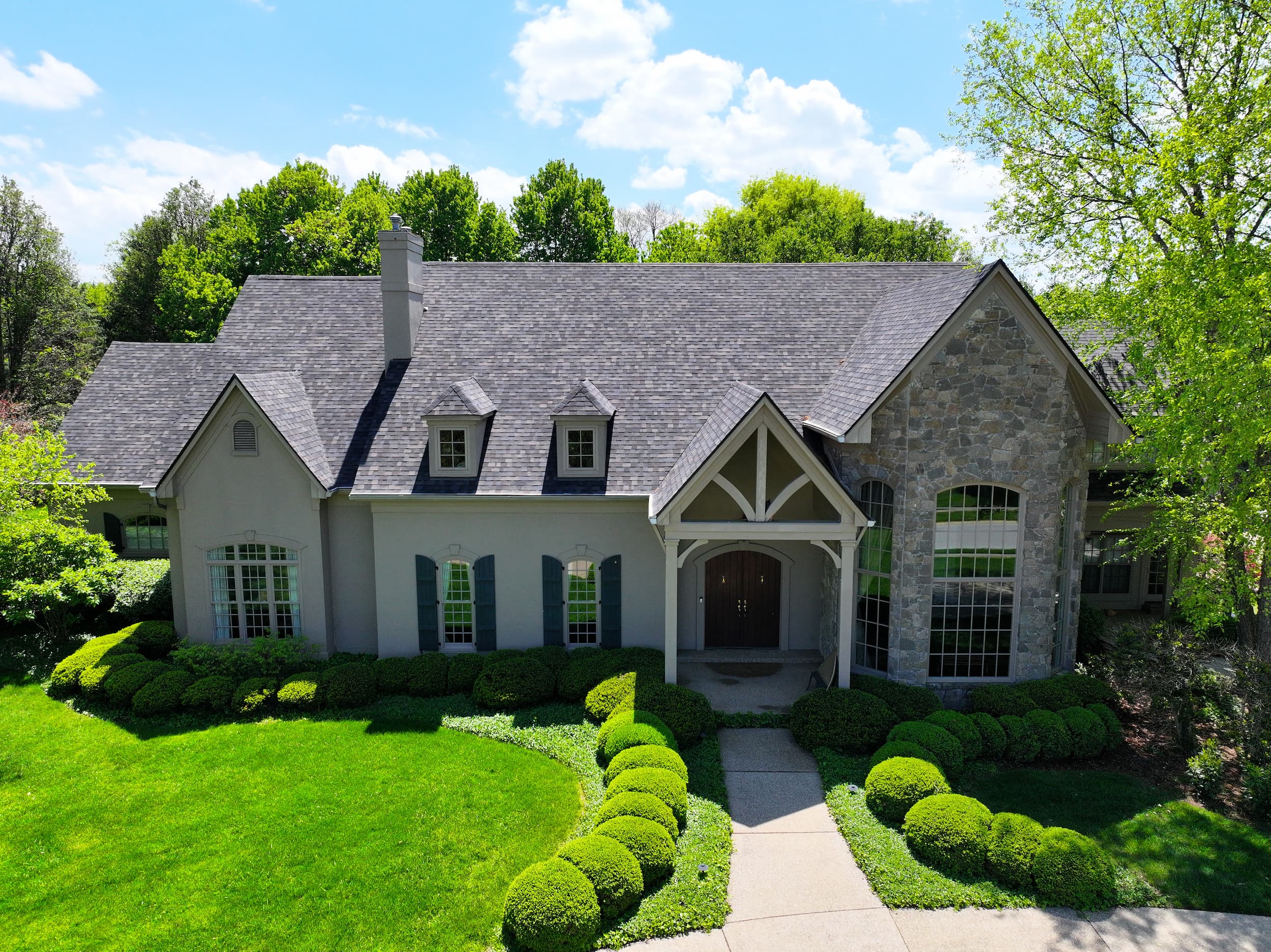 Carlon Roofing | Residential and Commercial Roofing in Louisville KY